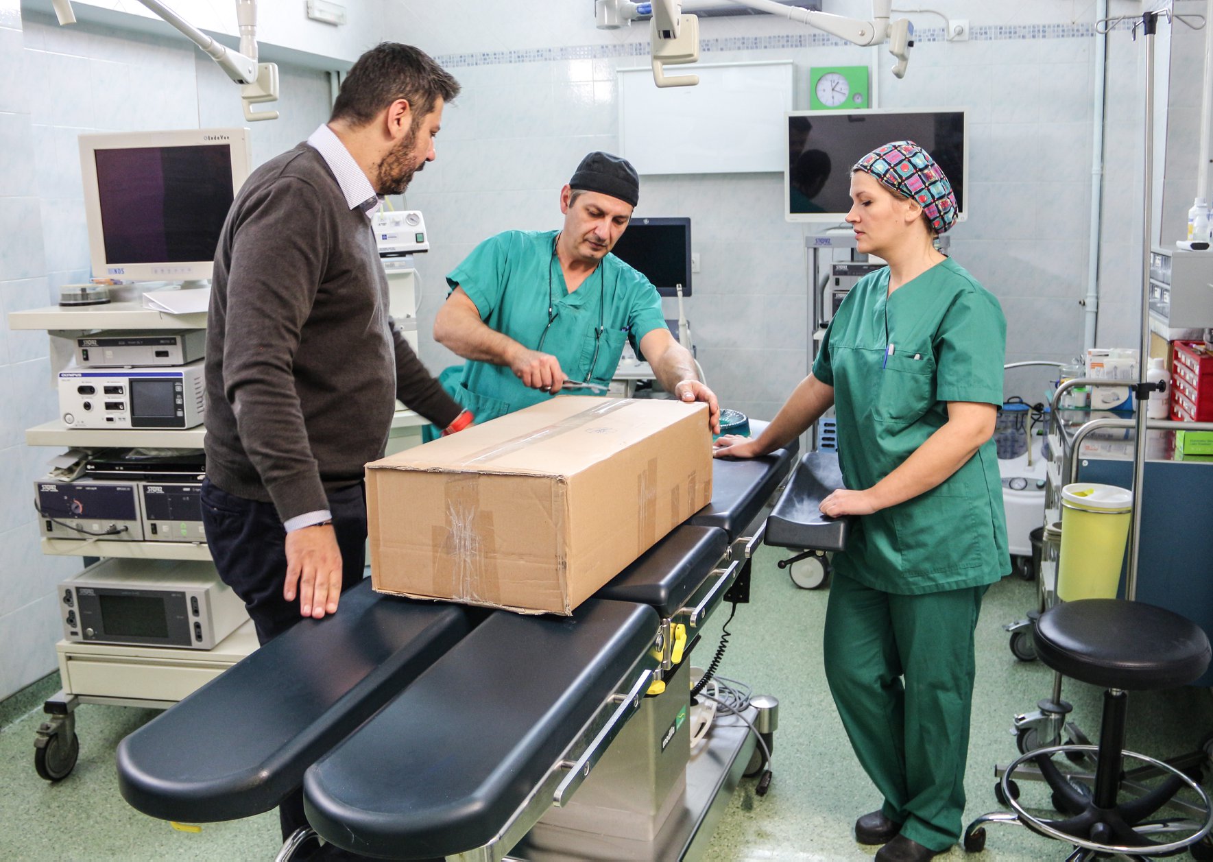 Unboxing στο Ουρολογικό Τμήμα της Κλινικής “ΕΛΠΙΣ”! – Thessalonygeia.gr ...